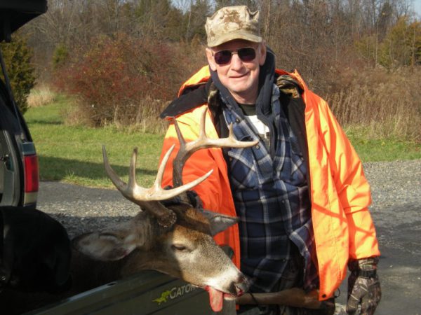 New York Guided Trophy Deer Hunting - Finger Lakes | Frontenac Fowlers